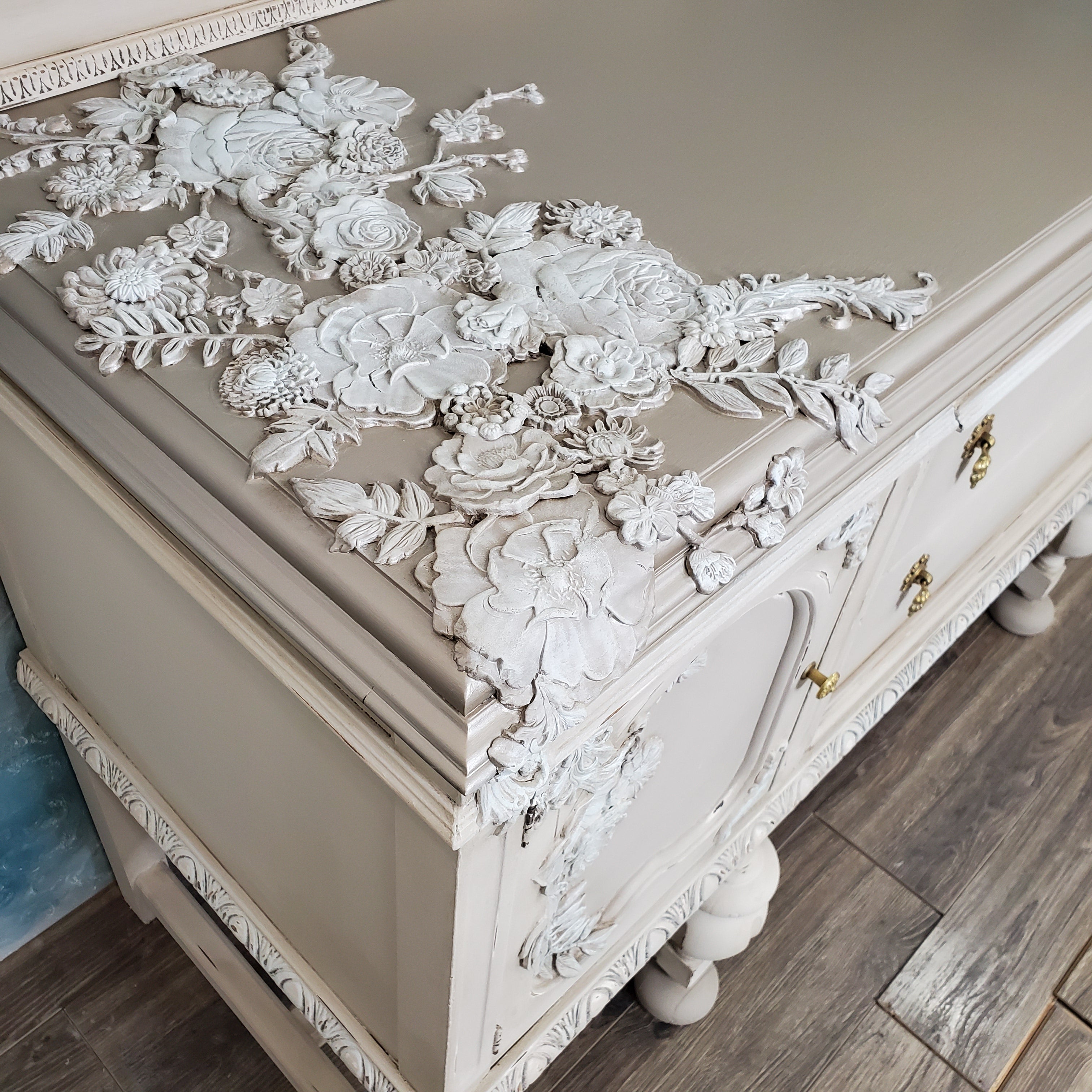 Moulds – Tona Transformations